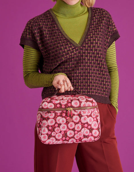 Oilily® | Fashion Clothing for Girls, Women, Bags, Bedding and Parfum.